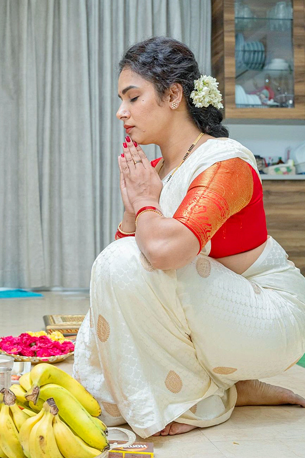 Hariteja: హరితేజ కూతురు ఎంత క్యూట్‌గా ఉందో! (ఫోటోలు) | Hariteja Daughter Bhoomi Deepak Rao ...